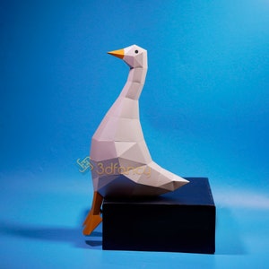 Low Poly Goose Sit 3D Papercraft PDF, SVG Template for Creating 3D ...