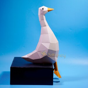 Low Poly Goose Sit 3D Papercraft PDF, SVG Template for Creating 3D ...
