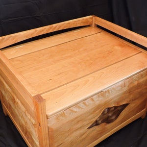 Entry Chest - Etsy