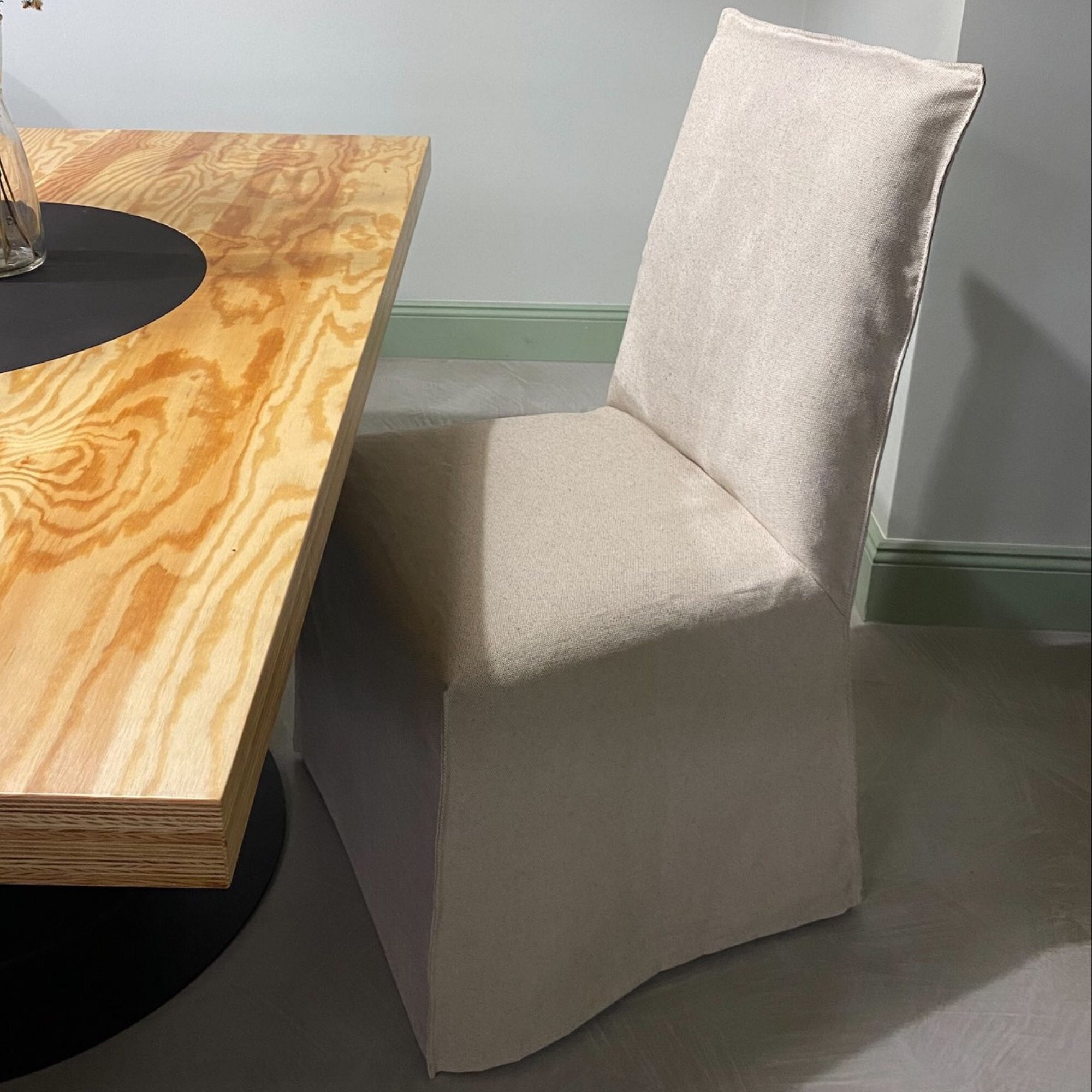 Skirted dining chair covers store