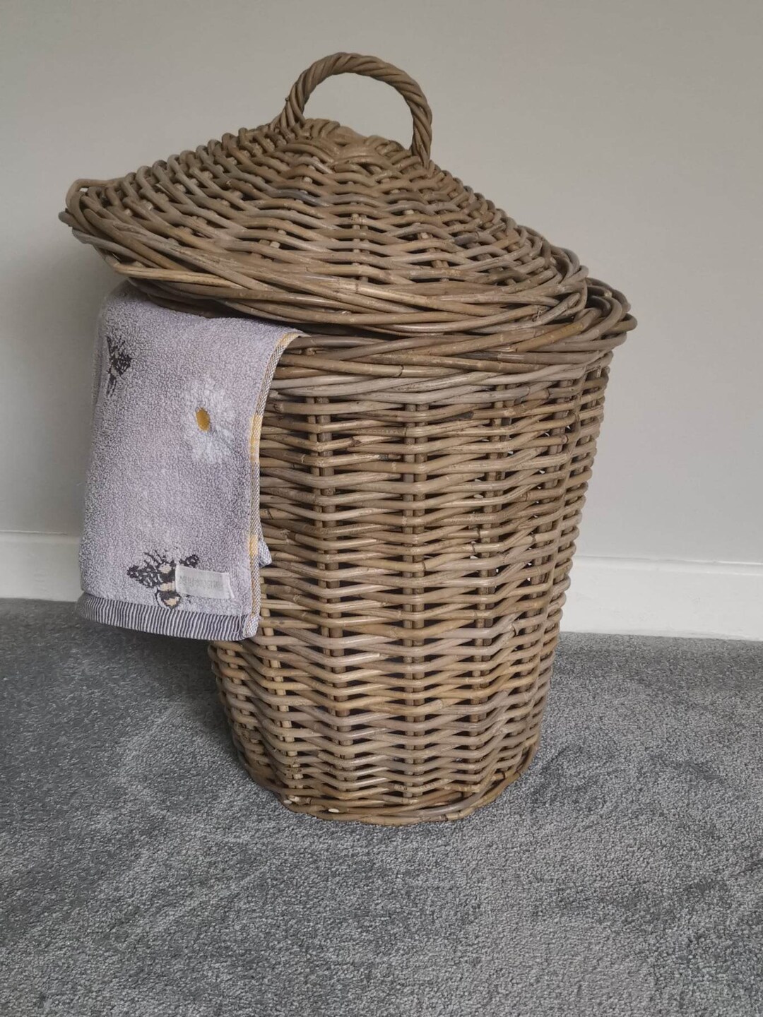 Chunky Rattan Laundry Basket With Lid - Toy Basket - Firewood - Etsy