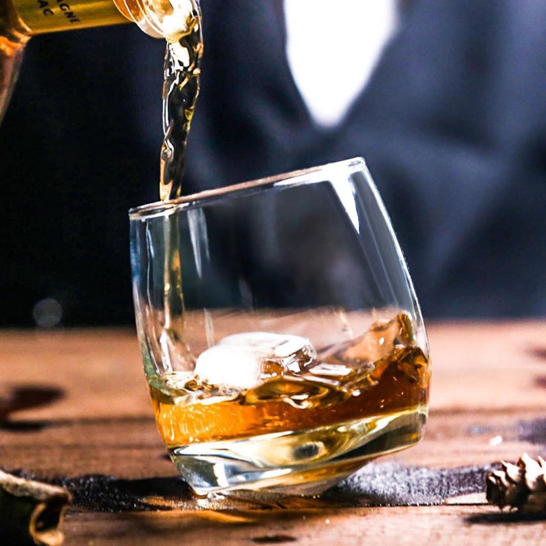 Rocking Whiskey Glass Gift Set, Set of 2 Spinning Whisky Glasses ...