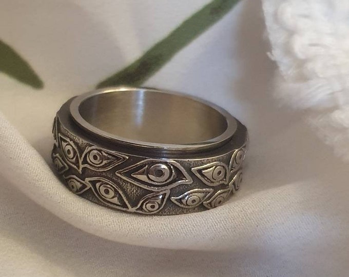 Eye Spinner Ring, Gothic Fidget Ring, Grunge Anxiety Ring, Goth Ring ...