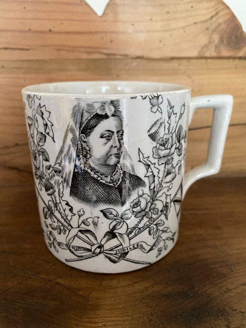 Rare Vintage Cream or Pearlware Queen Victoria Mug Black & White ...