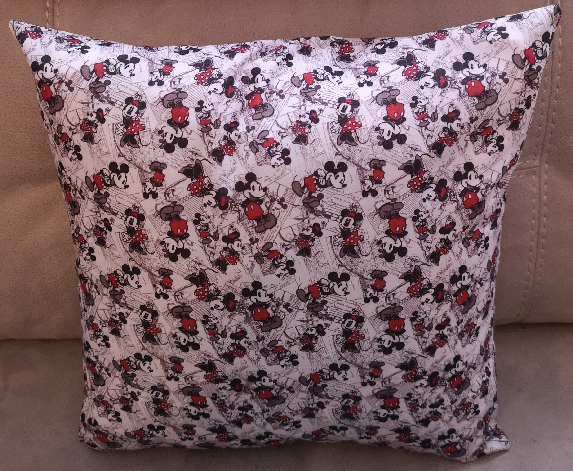 Disney's Mickey & Minnie Mouse Comic Cushion - 2 Sizes Available - Etsy