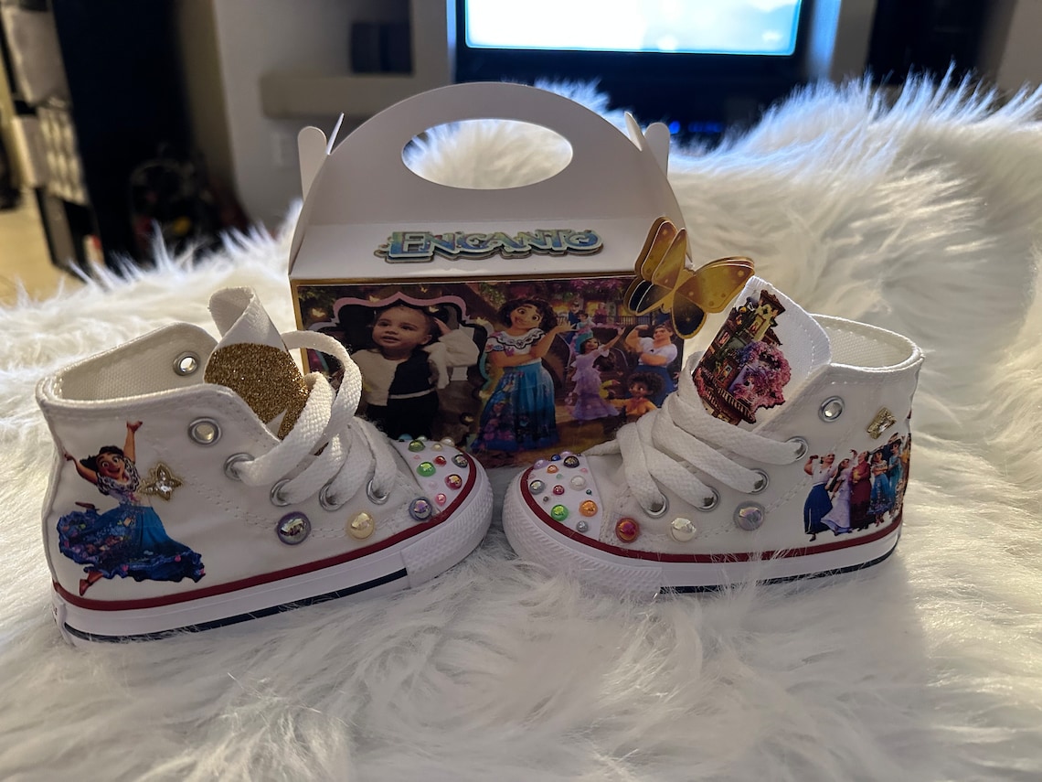 Custom Converse and 3D Letters - Etsy