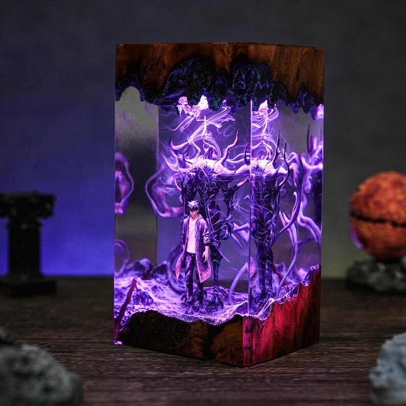 Sung Jinwoo Figure Epoxy Lamp, Custom Solo Leveling Sung Jin Woo Figure ...
