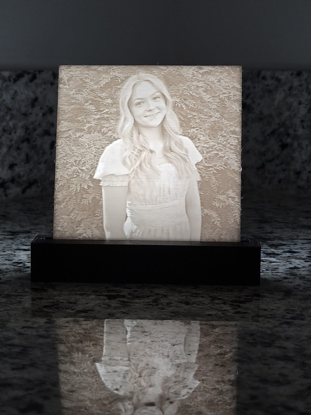 Personalized 3D Lithophane - Stand and Light Included Black/white - Etsy