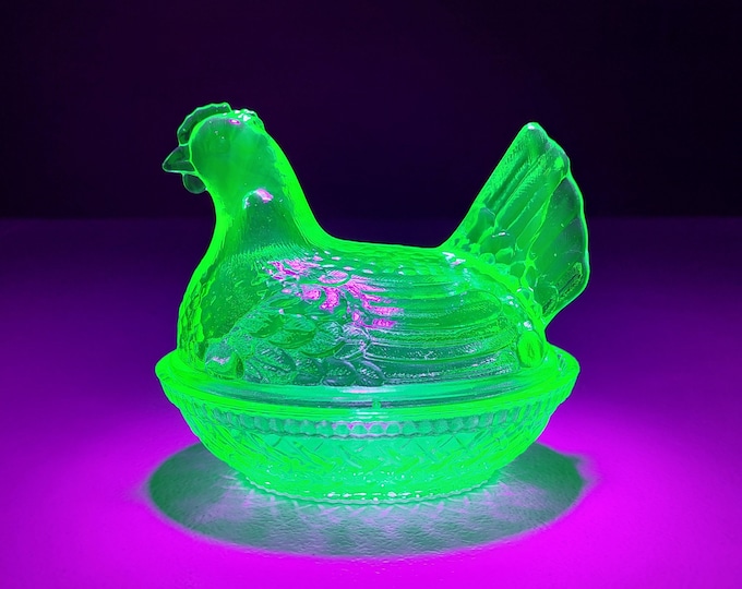 Green Vaseline Glass Hen on Nest Chicken Covered Candy Dish - Uranium ...
