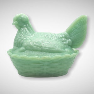 Jadeite Depression Style Glass Nesting Chicken Hen on Nest Candy Dish ...