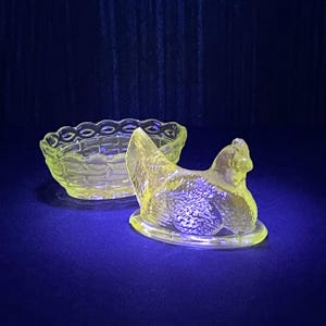 Vaseline Uranium Glass Glow Hen on Nest Chicken Candy Dish - Vintage ...