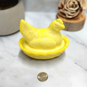 Yellow Glass Hen on Nest Chicken Candy Dish, Vintage Style Farmhouse ...