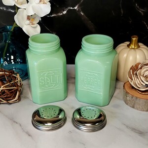 Jadeite Green Glass Salt & Pepper Shaker Set, LRG Depression Style ...