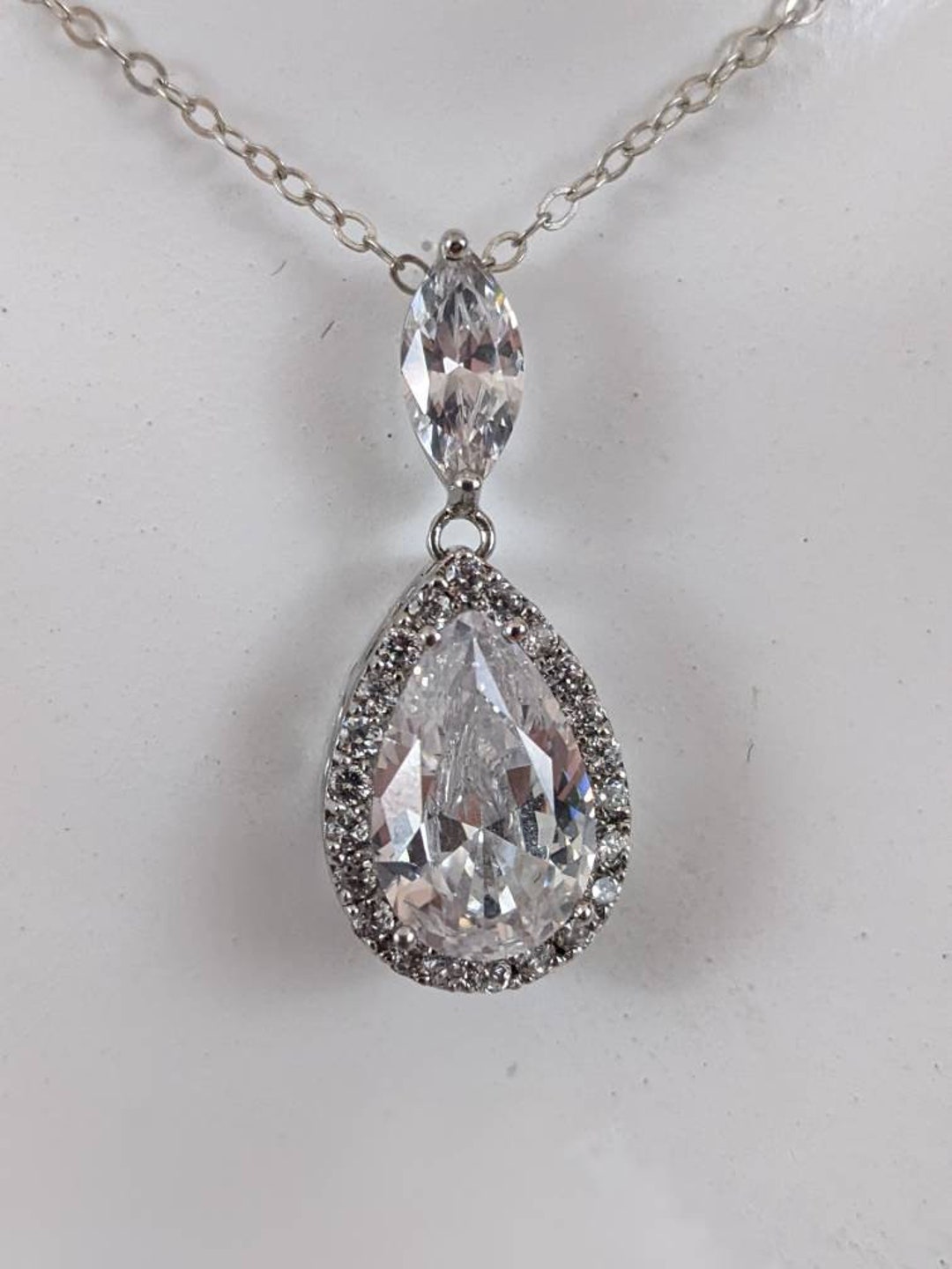 Vintage Stauer Diamondaura Pendant Necklace - Etsy