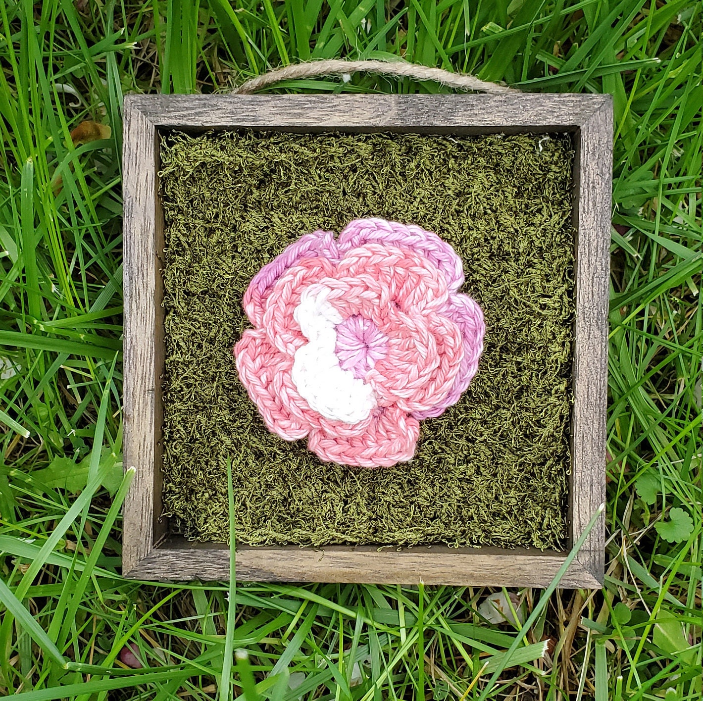 Custom Shadow Box Framed Flower: Square 1 Flower Crochet - Etsy UK
