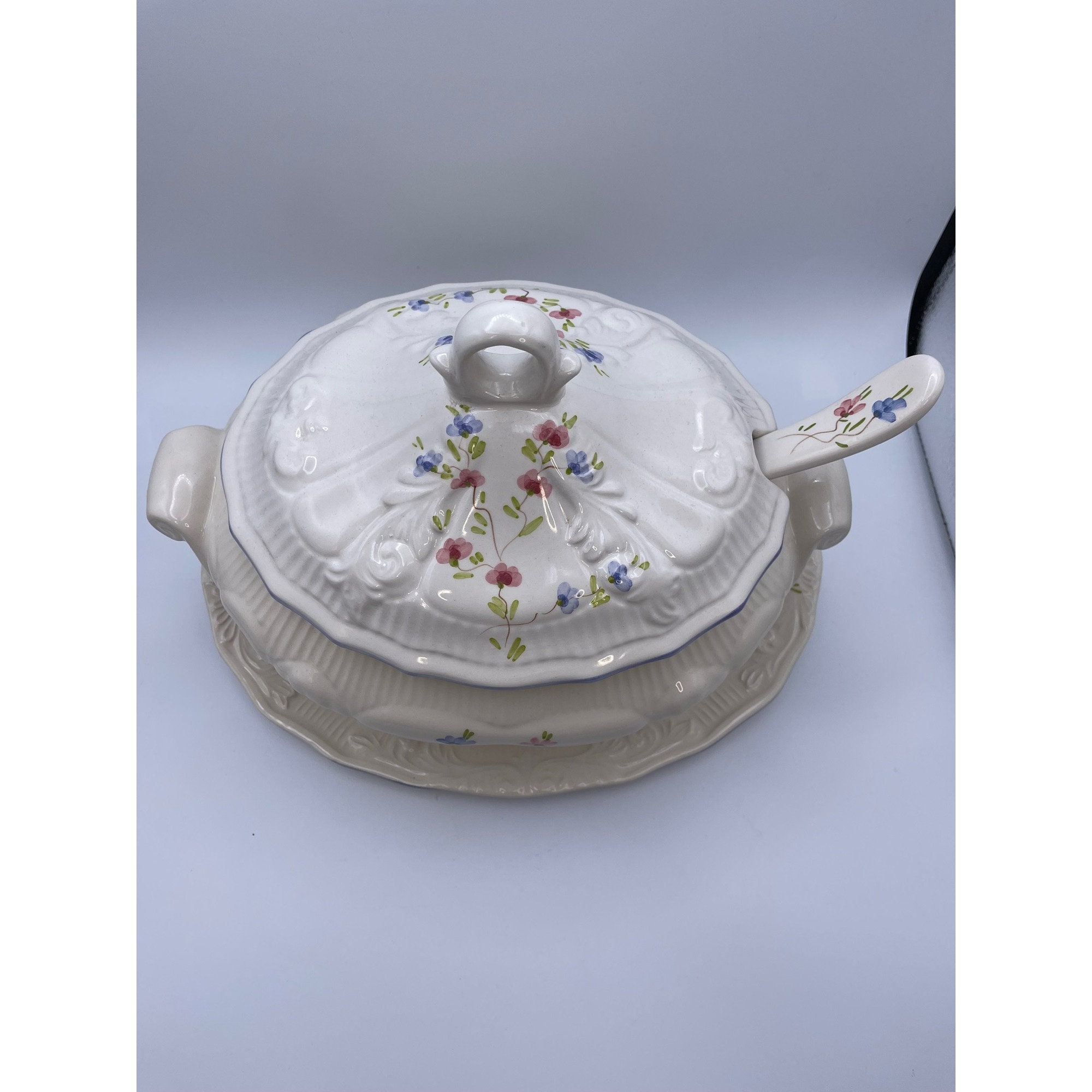 Vintage Safaril Hand-painted Large Soup Tureen, (4) Piece Set, Portugal ...