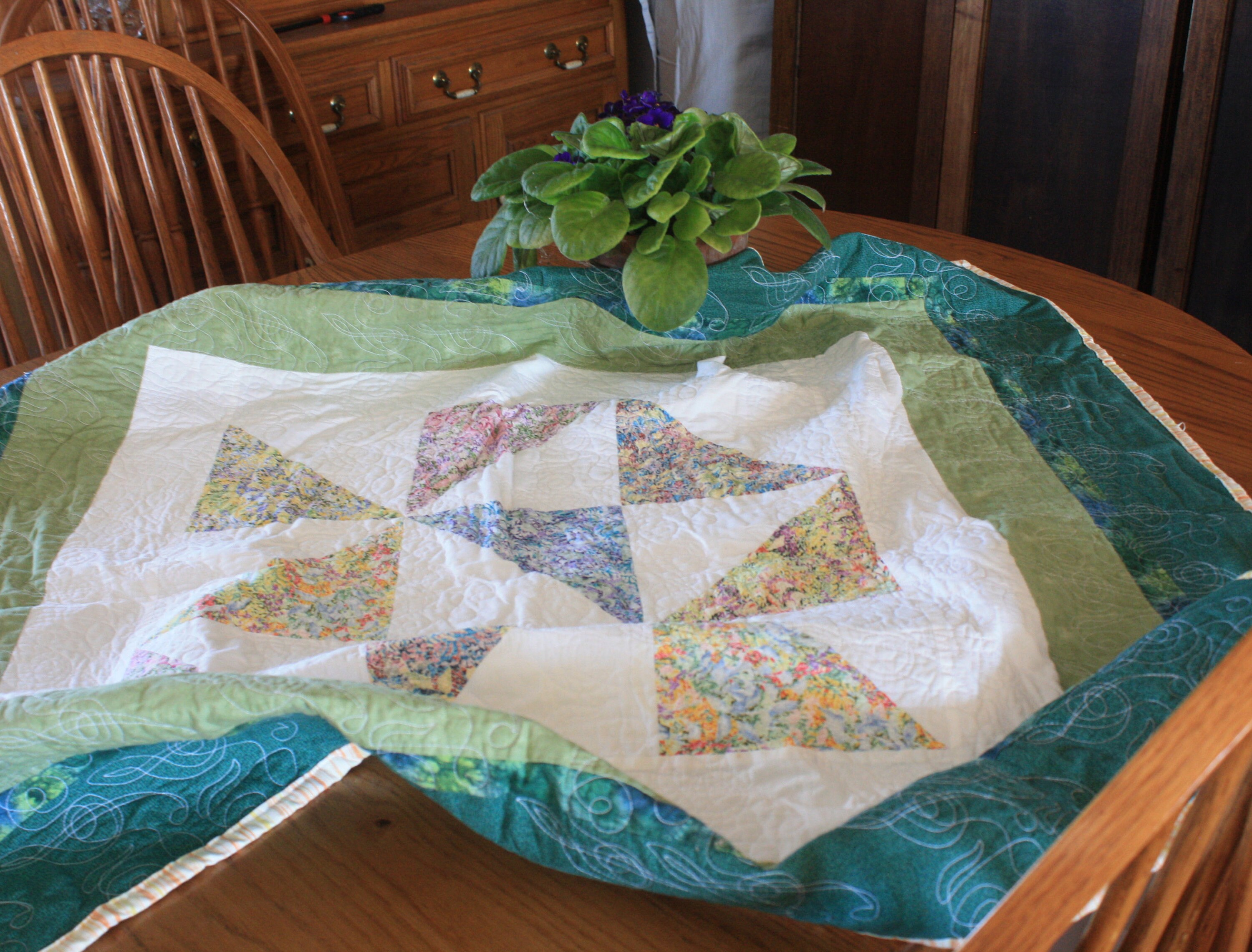 Baby or Toddler Quilt "broken Pinwheels" - Etsy