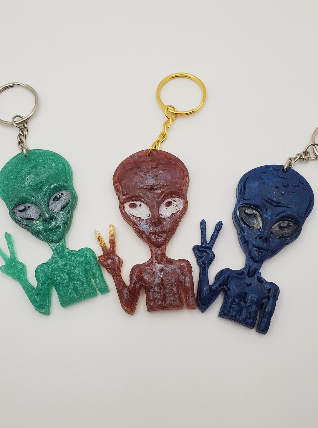 Personalized Alien Resin Keychain / Custom / Personalized Keychain ...