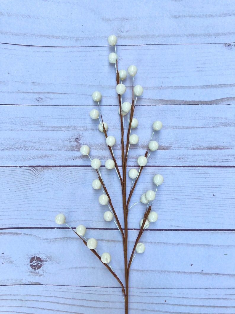 White Faux Berry Stems: Farmhouse Table Centerpiece, Vase Filler - Etsy