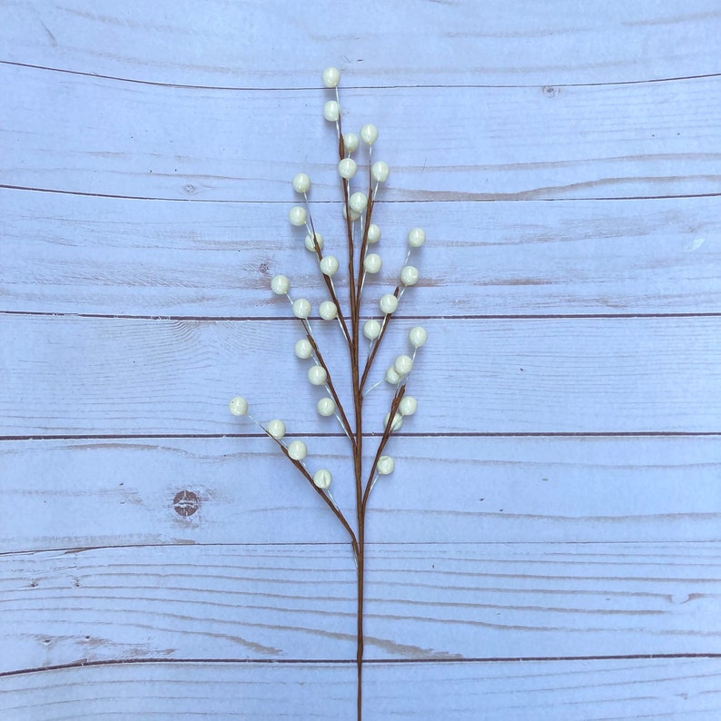 White Faux Berry Stems: Farmhouse Table Centerpiece, Vase Filler - Etsy