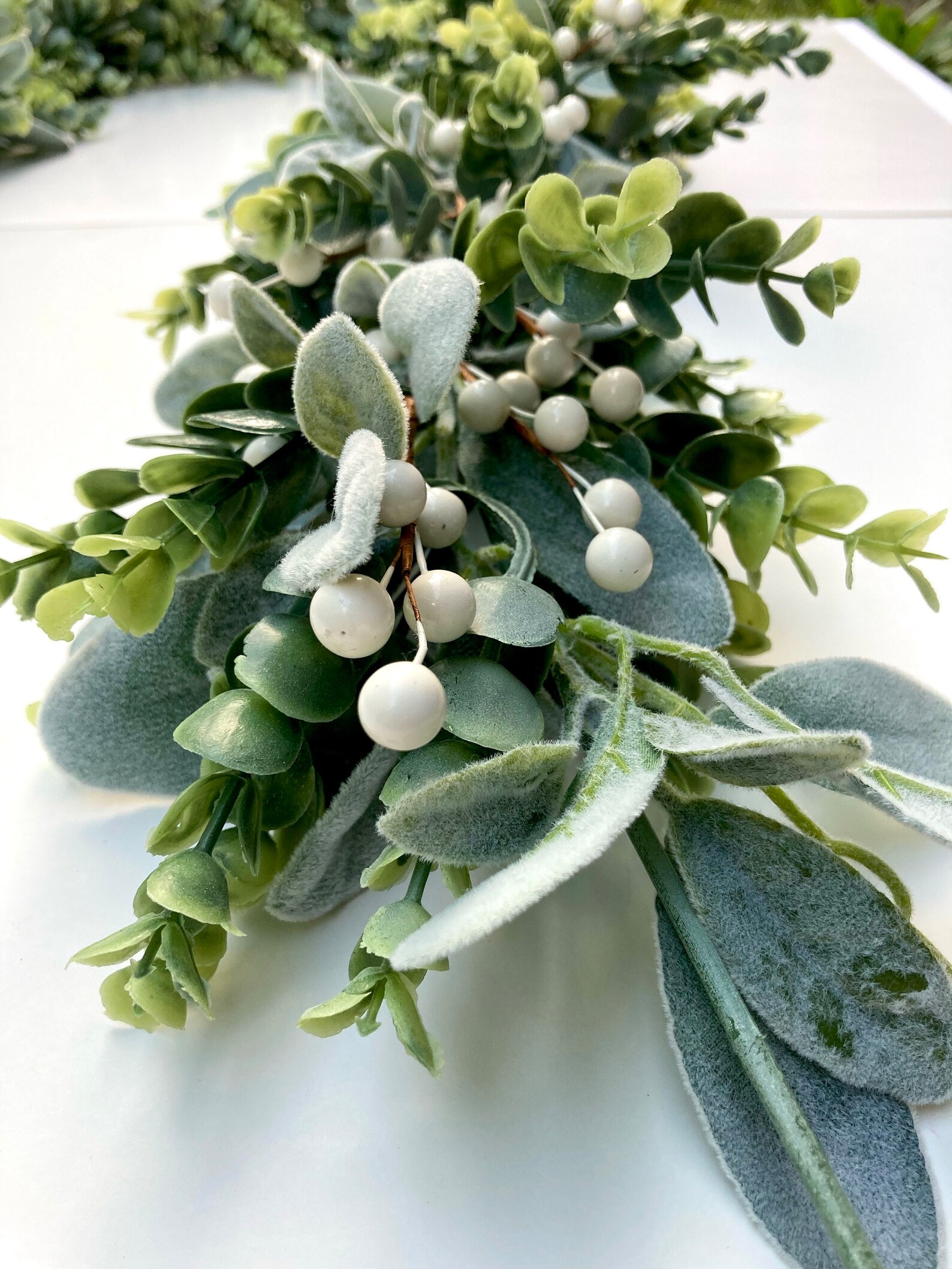 White Faux Berry Stems: Farmhouse Table Centerpiece, Vase Filler - Etsy