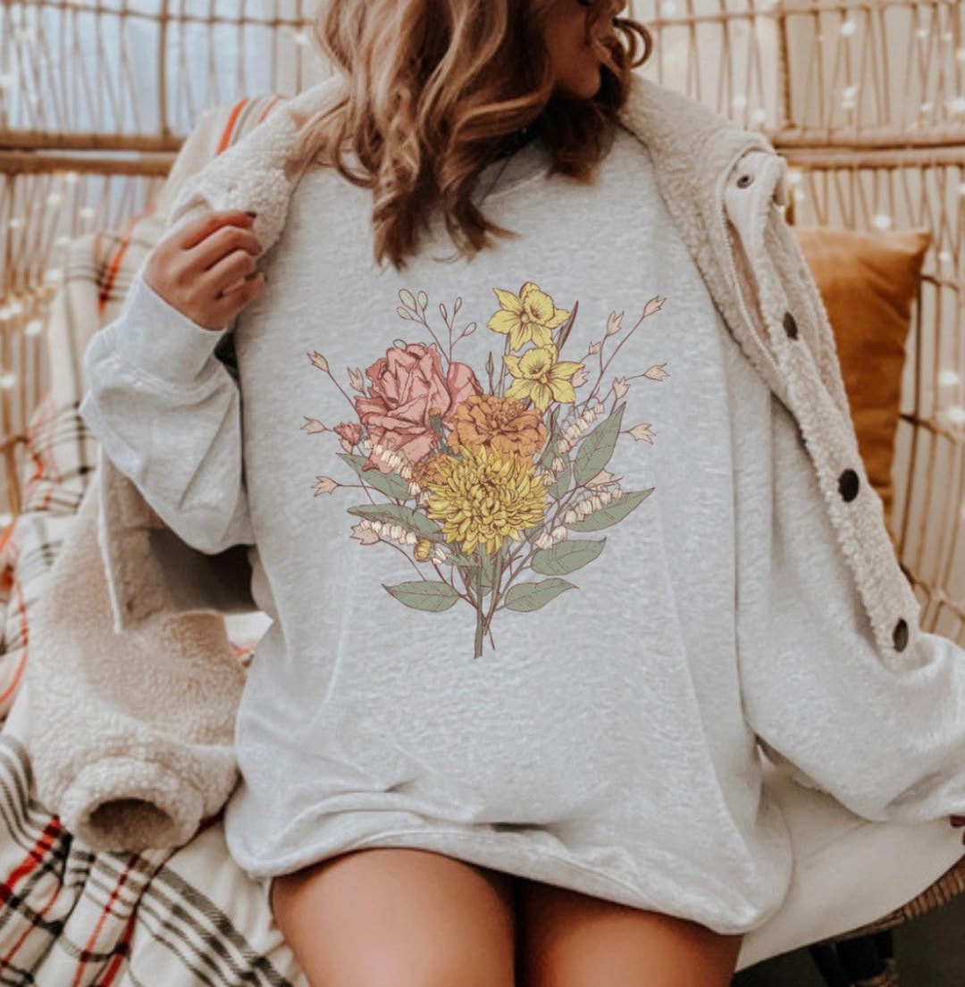 Personalized Birth Flower Bouquet Sweatshirt, Sweater, Birth Flower ...