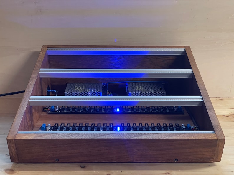 9 U / 84 HP Tabletop Series Eurorack Case - Etsy