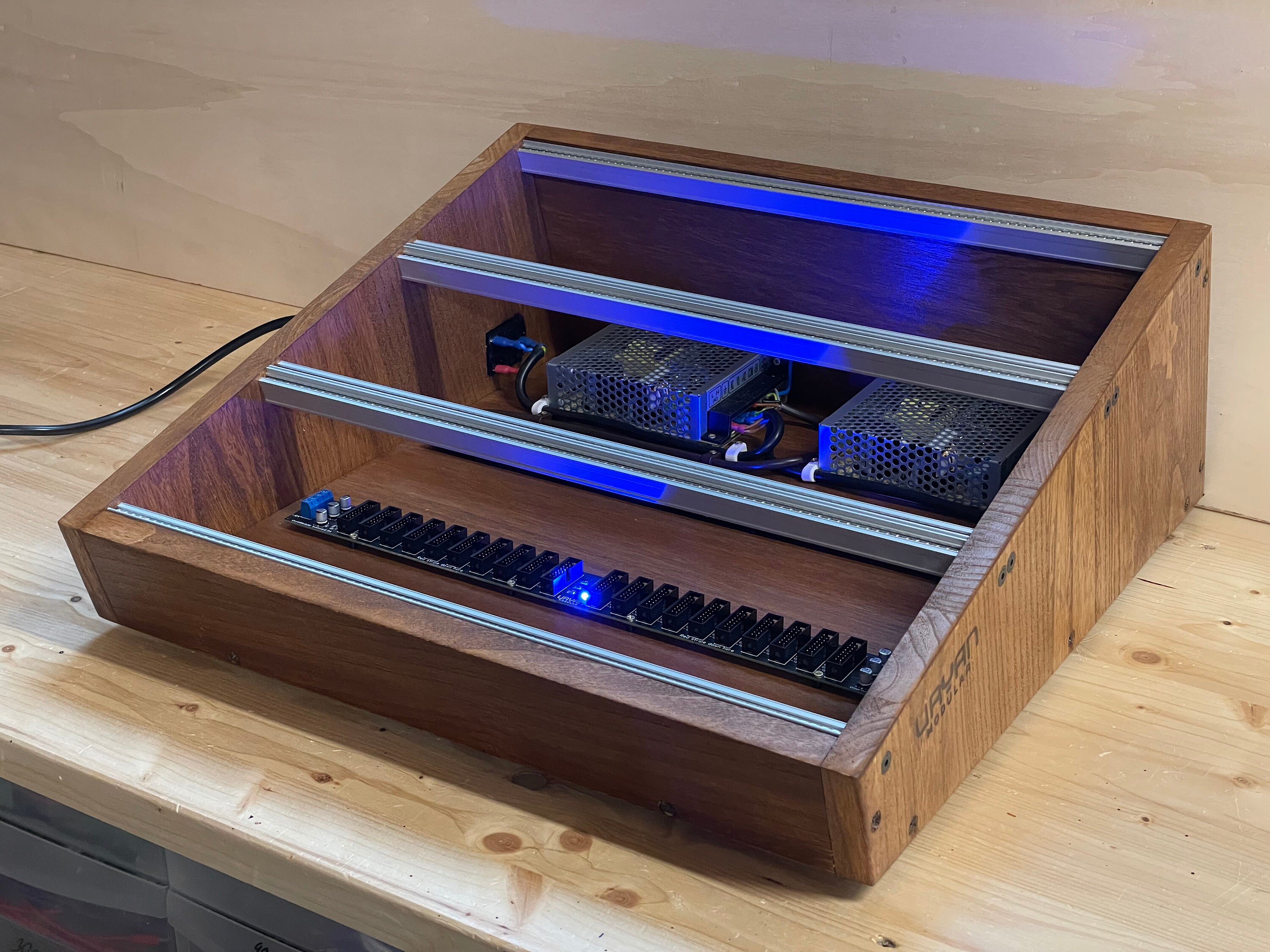 9 U / 84 HP Tabletop Series Eurorack Case - Etsy