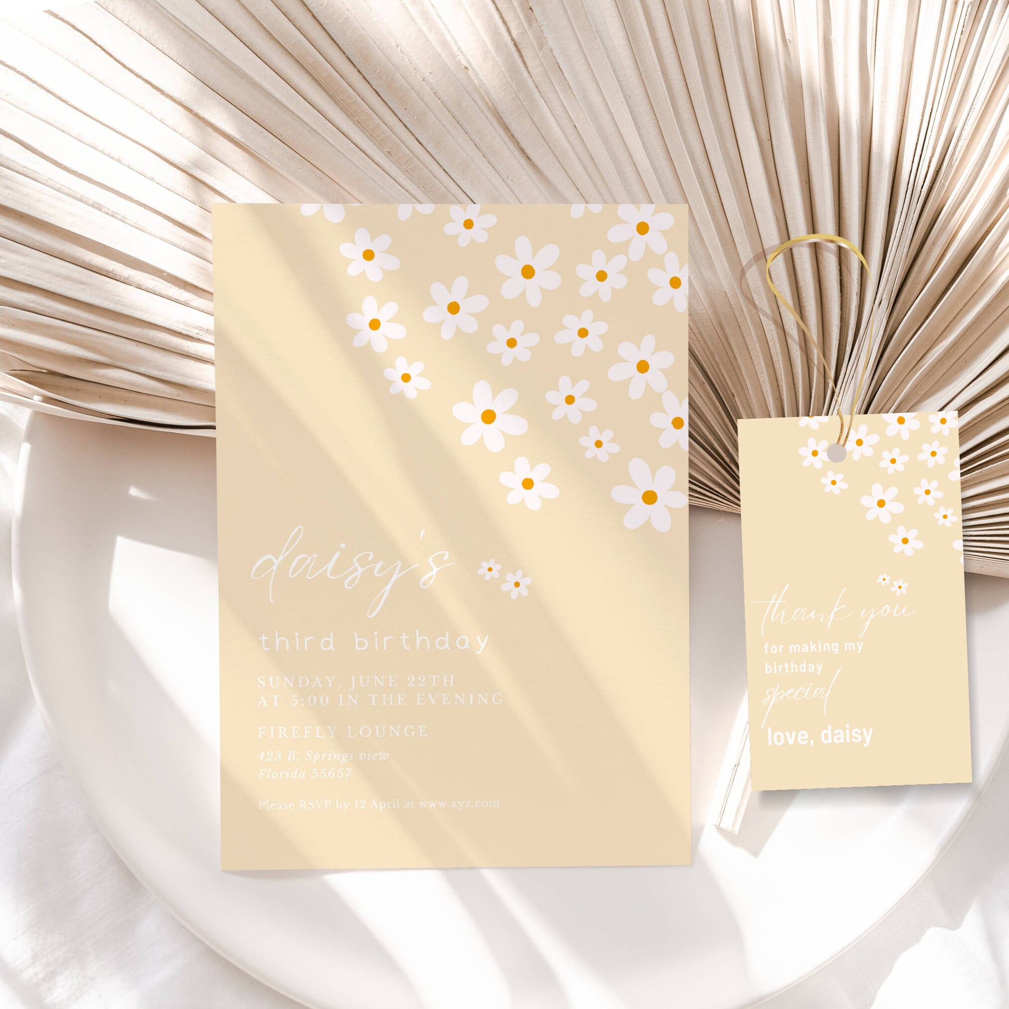 Retro Daisy Birthday Party Invitations Daisy Birthday - Etsy