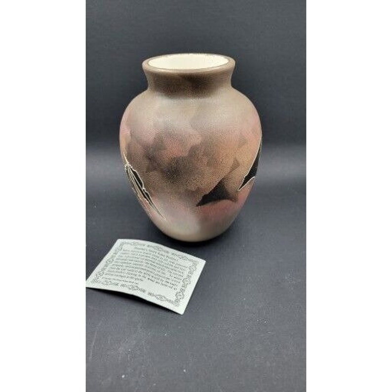Vintage Hozoni Pottery Navajo Vase Handpainted / Etched - Etsy