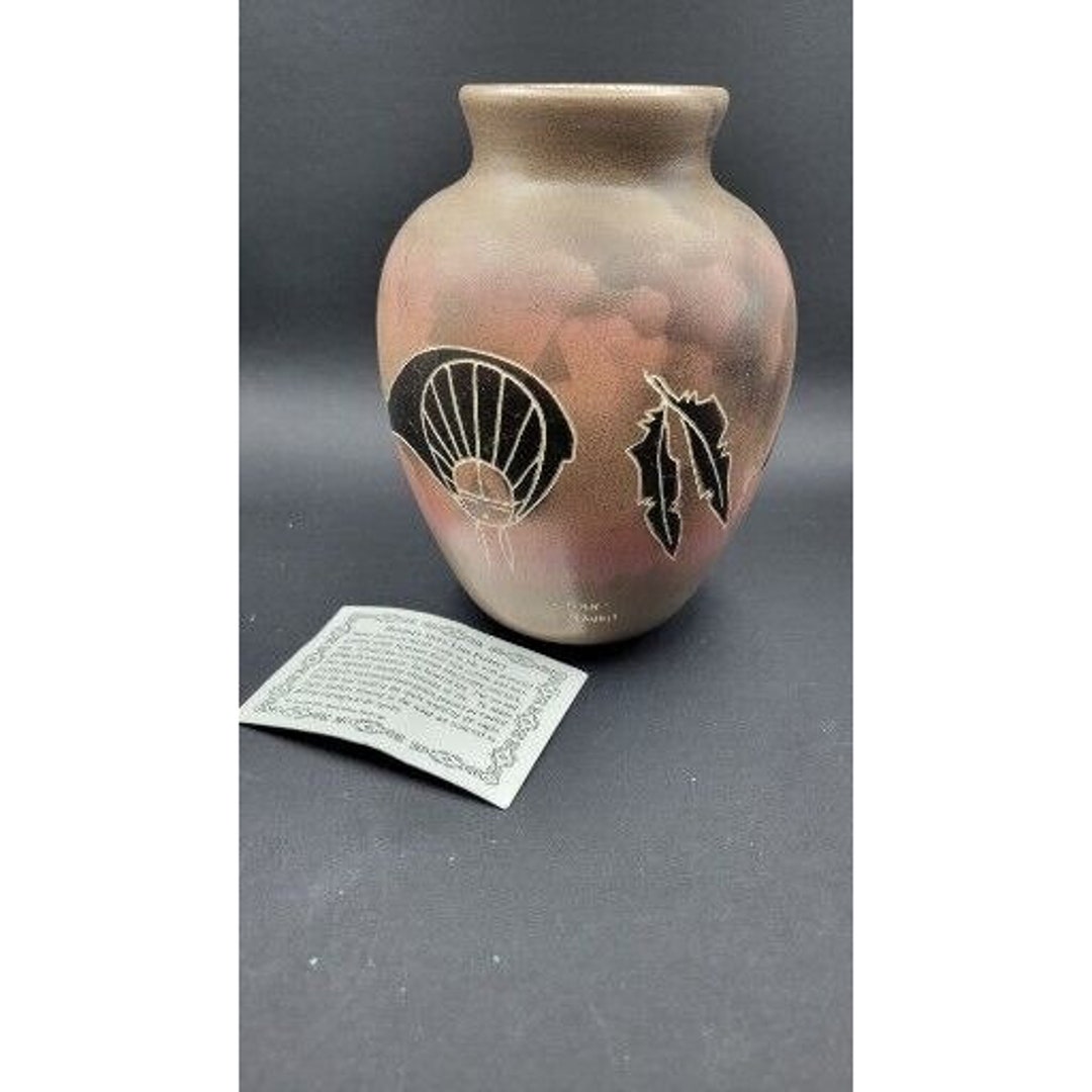 Vintage Hozoni Pottery Navajo Vase Handpainted / Etched - Etsy