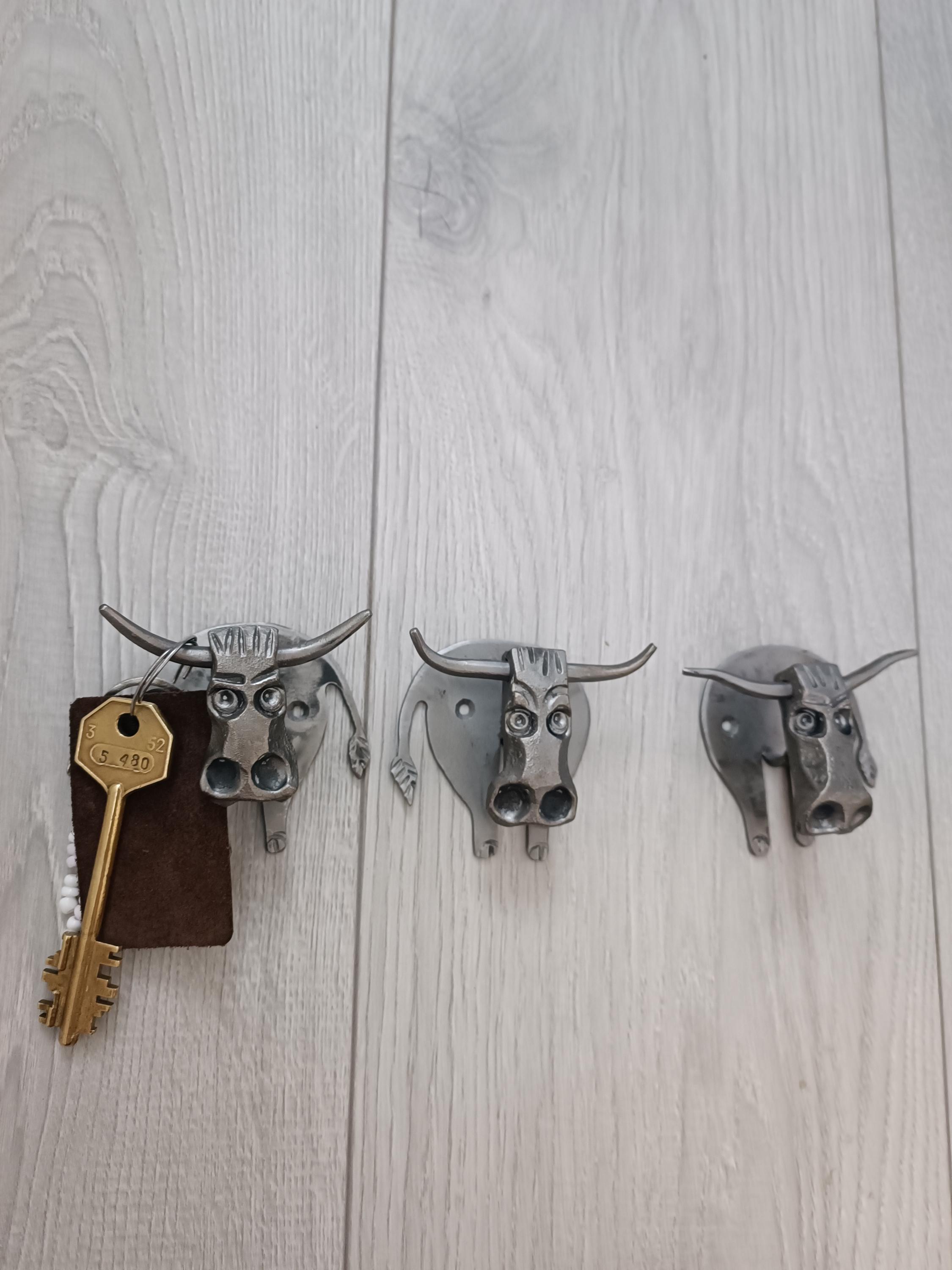 Handmade Metal Wall Hook bull Head for Keys, Towels, and Home Décor ...