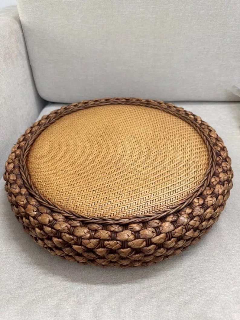 Handwoven Round Straw Tatami Cushion, Japanese Style Straw Cushion ...