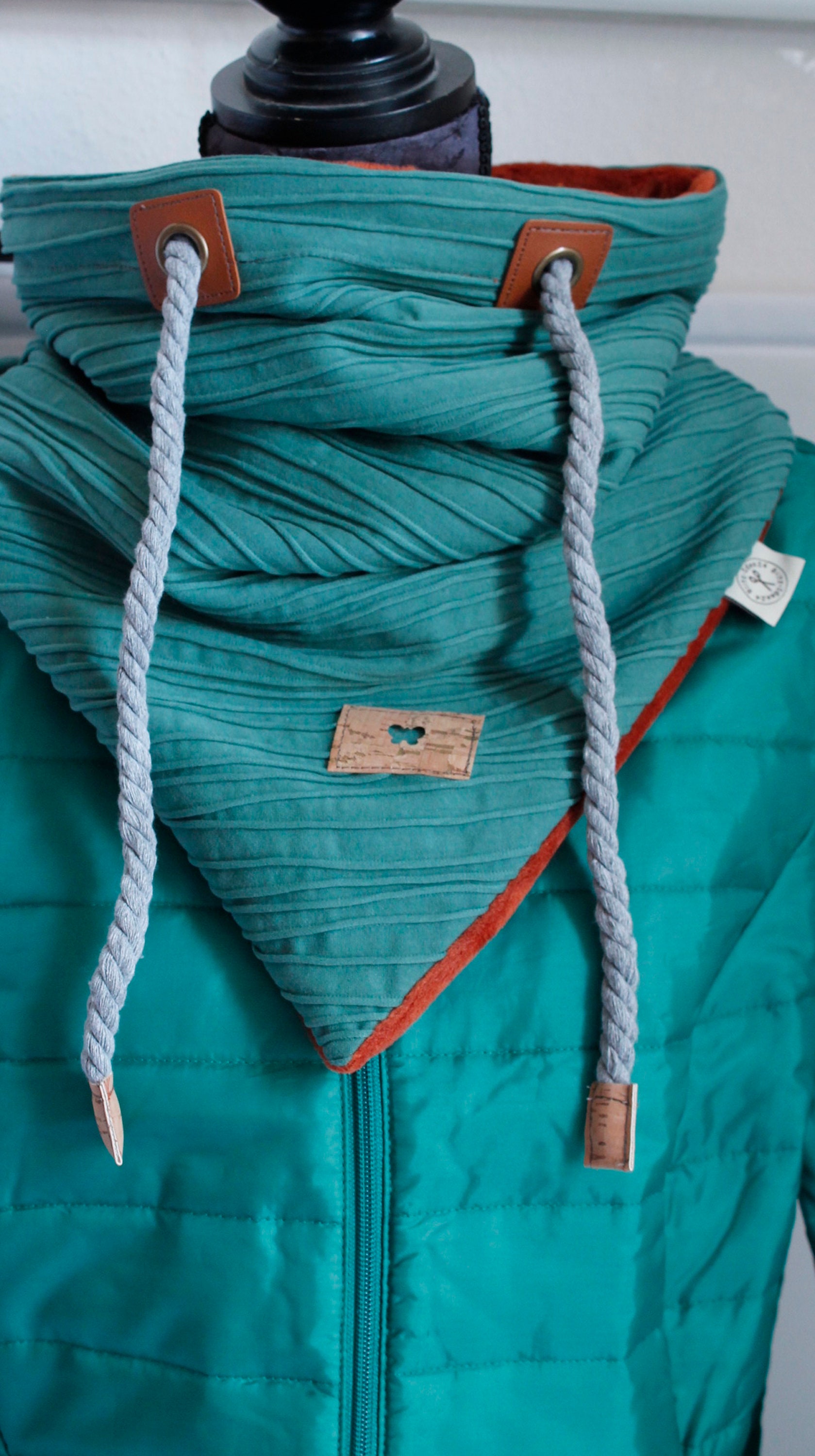 Loop, Triangular Loop, Closed Loop, Jersey Quilted Alpine Fleece, Green ...