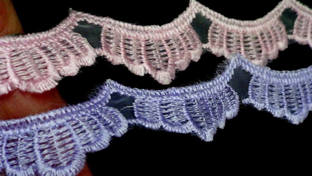 1/2 in Scalloped Embroidered Lace - Etsy