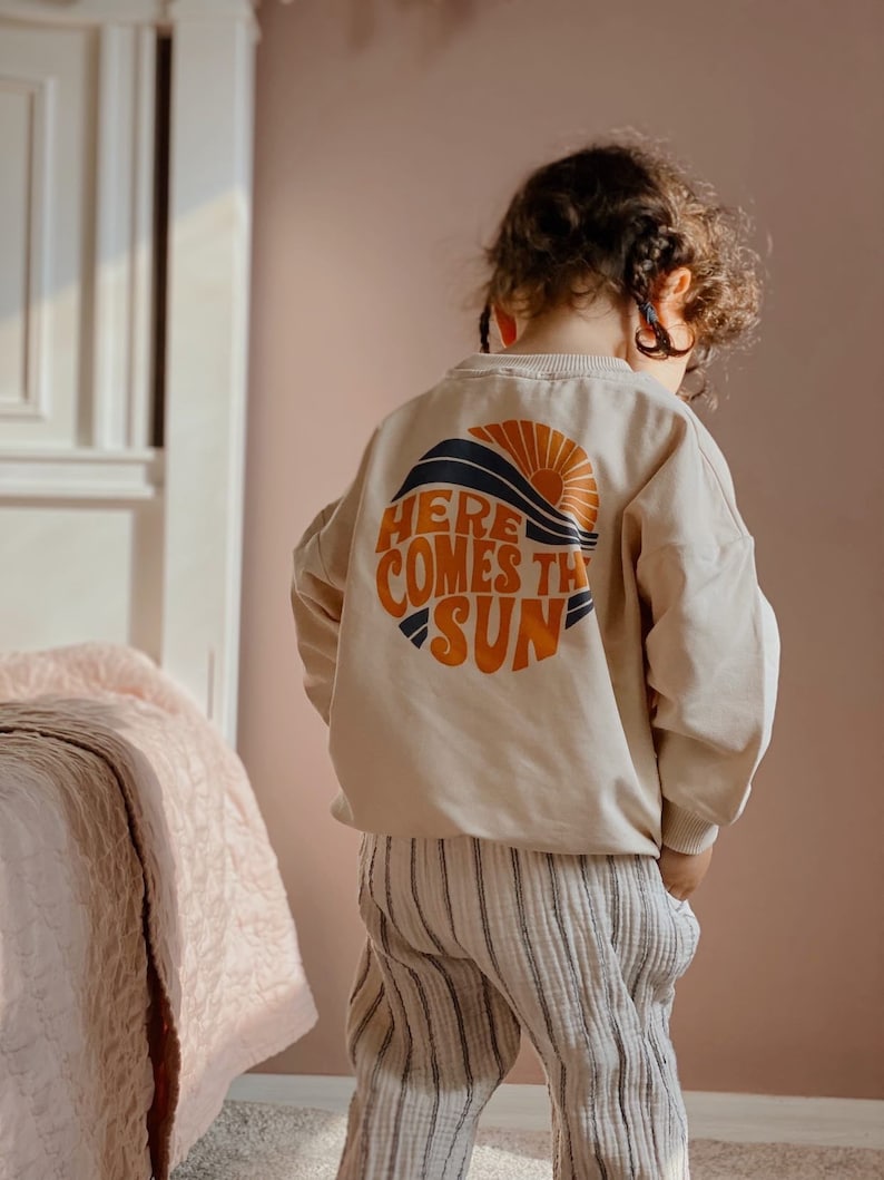 Sun Sweat, Old School Kids Sweat, Retro Oversize Sweat, Beige Kids ...
