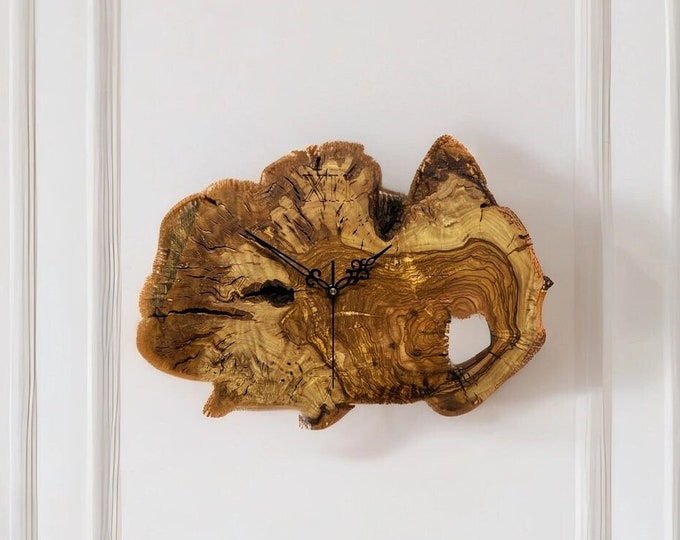 VINTAGE 1970's Handmade Live Edge Lacquered Wood Slab Wall Clock W ...