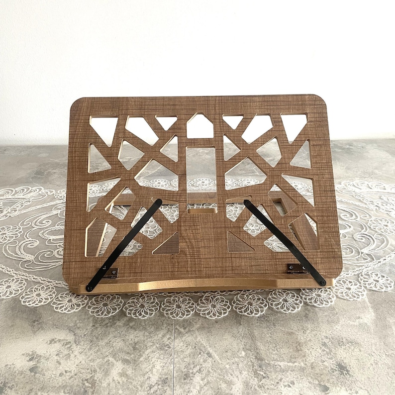 Portable Holy Quran Reading Desk, Book Reading Stand, Wooden Tablet ...