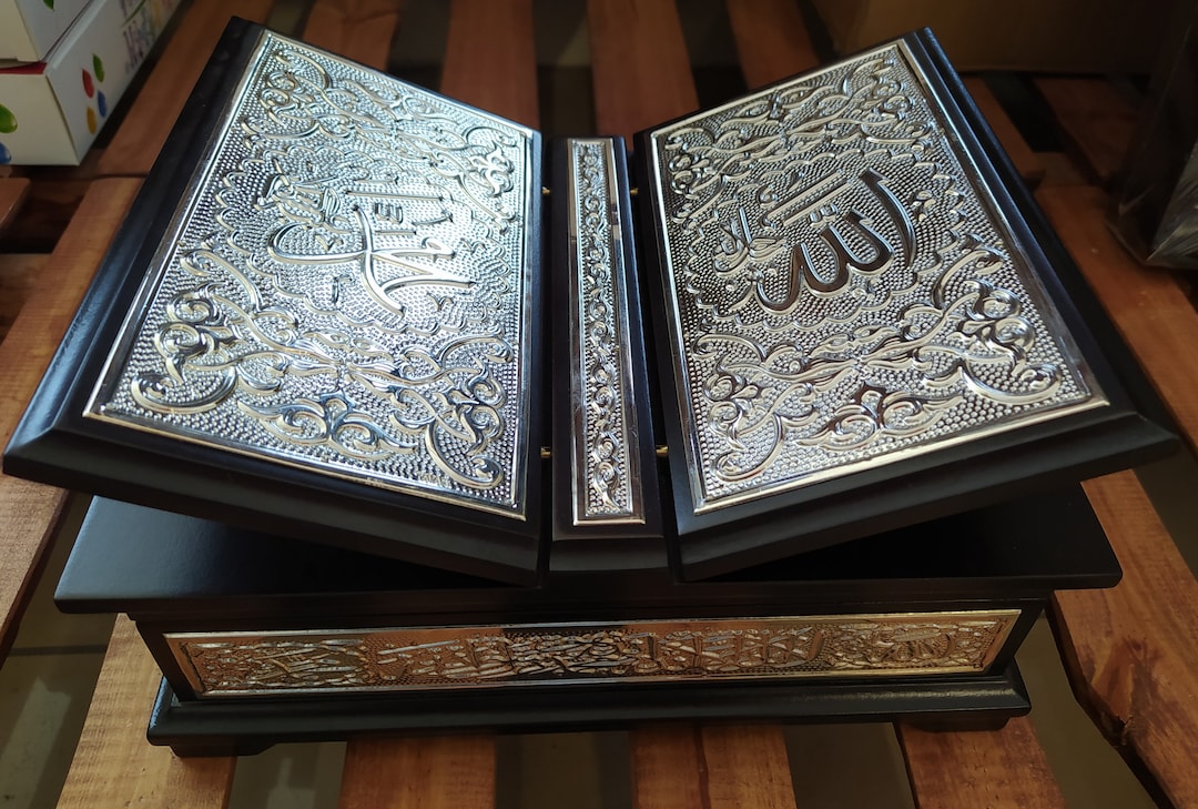 Quran in A Silver Plated Wooden Box, Exclusive Boxed Quran, Gift for ...