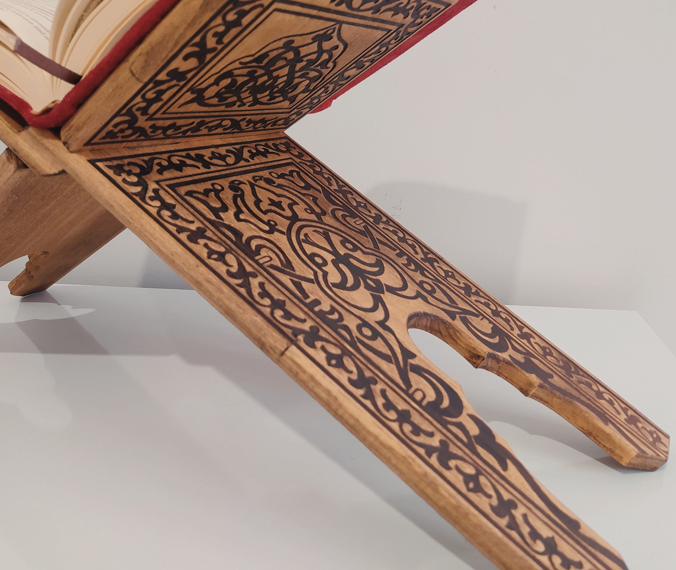Portable Holy Quran Reading Desk, Book Reading Stand, Carved Wooden ...