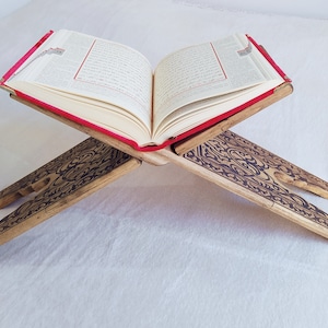 Portable Holy Quran Reading Desk, Book Reading Stand, Carved Wooden ...