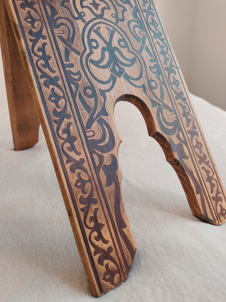 Portable Holy Quran Reading Desk, Book Reading Stand, Carved Wooden ...