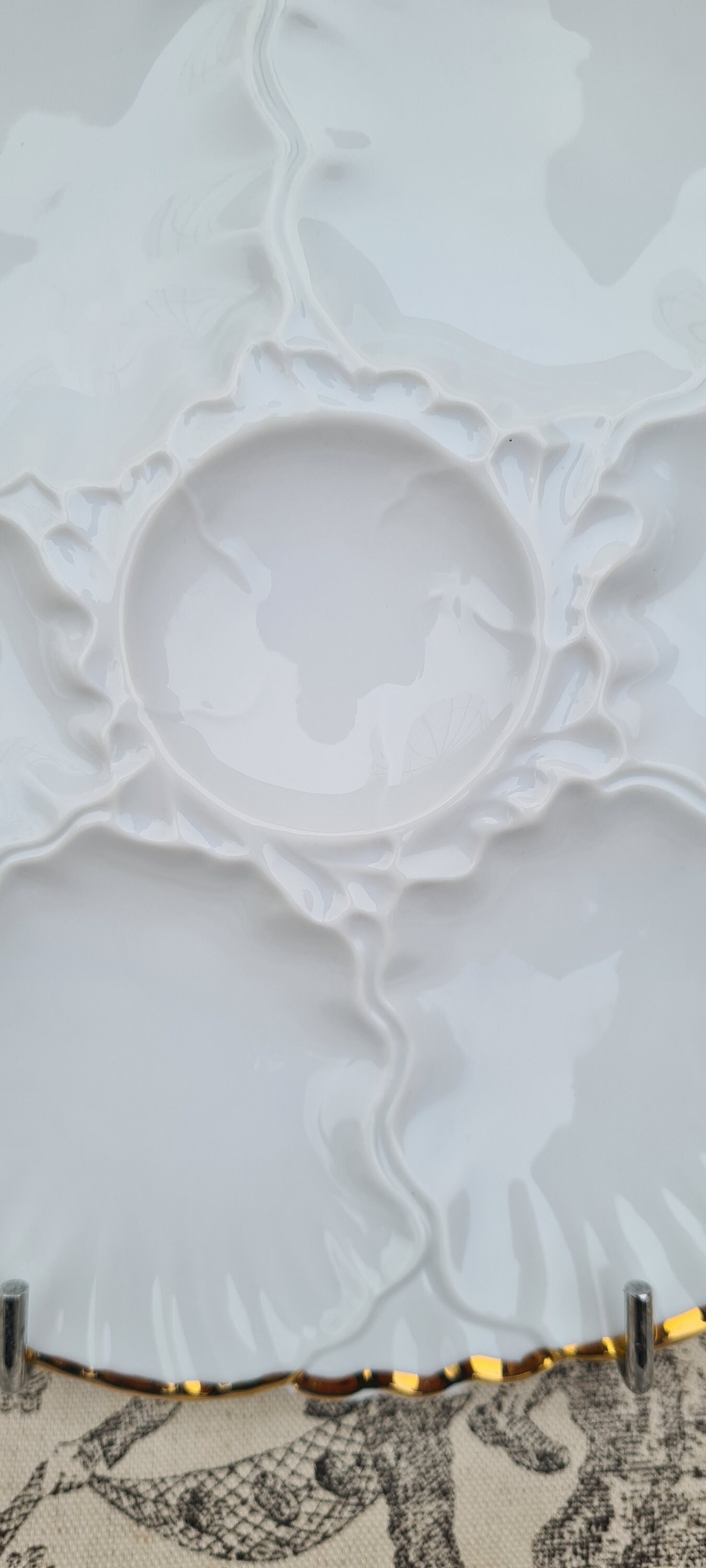 Vintage Majolica Oyster Shell Plate White Gilded - Etsy