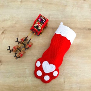 Crochet Paw Christmas Stocking Pattern, Pet Gift (PDF Pattern) - Etsy