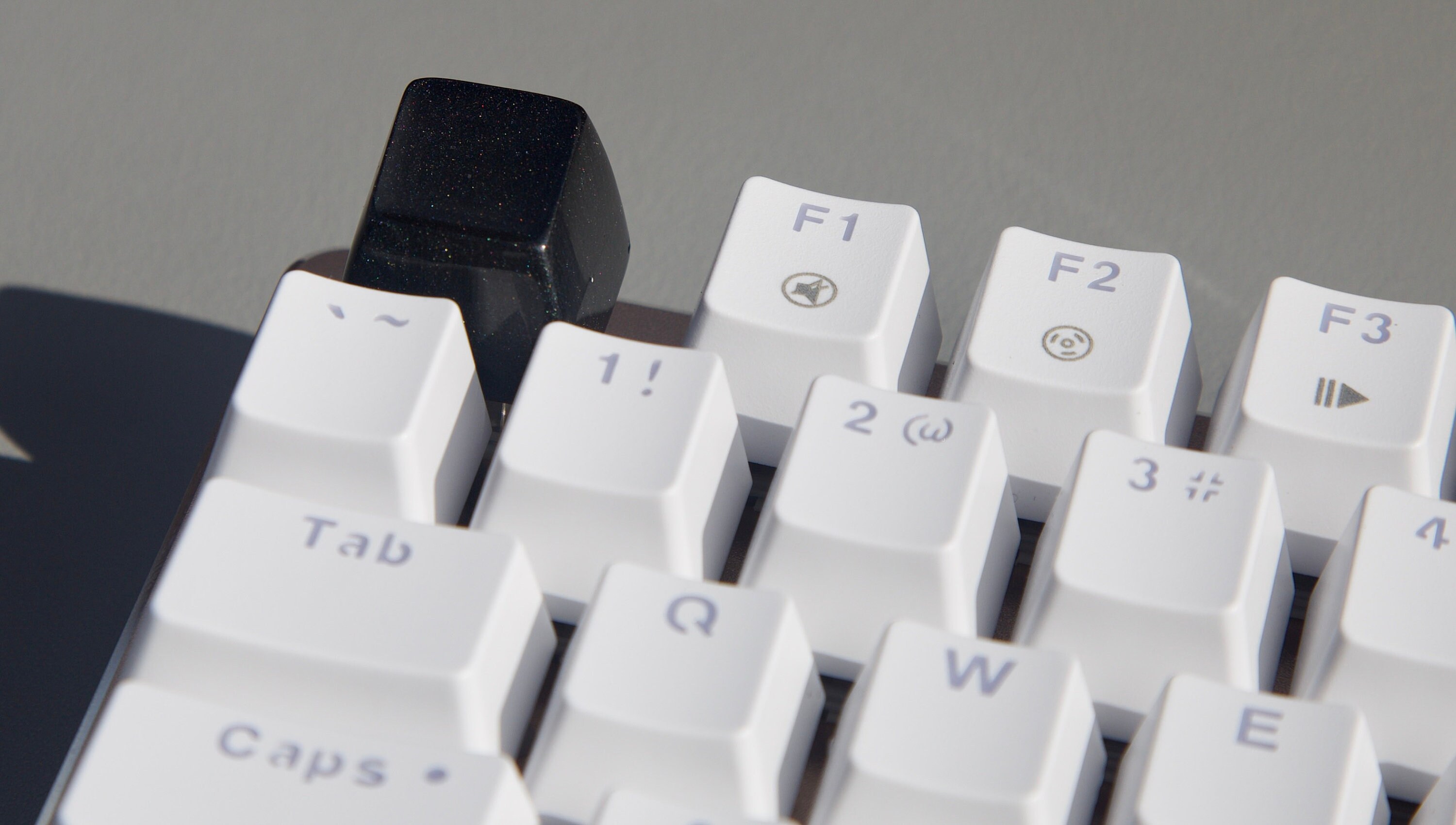 Onyx Resin Keycap - Etsy