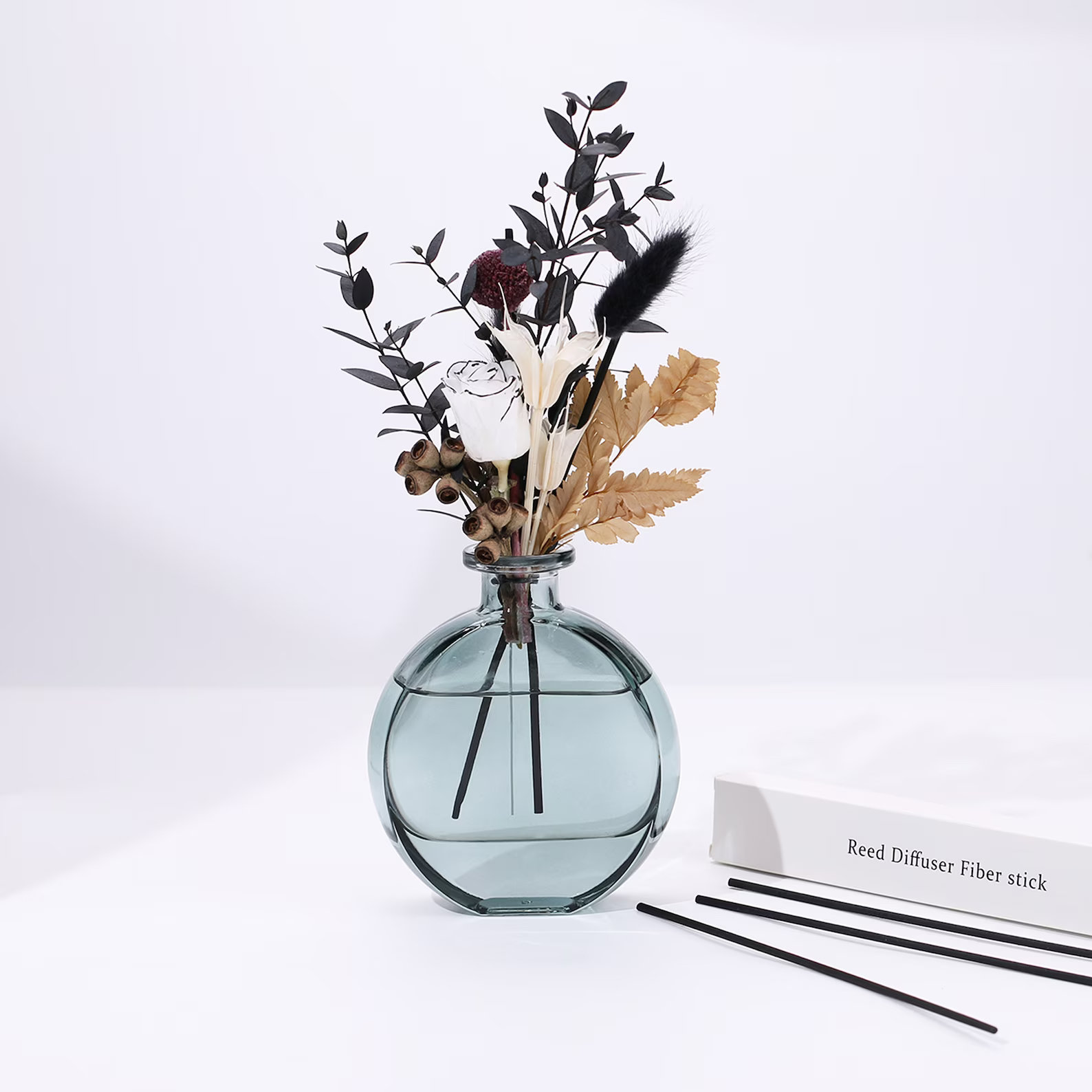 Natural Botanical Reed Diffuser Set | Ppreserved Bouquet With Reeds ...