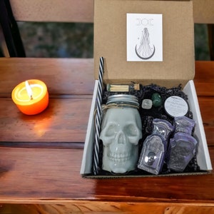 Goth Girl Gift | Witchy Mini Spa | Halloween Pamper Hamper | - Etsy