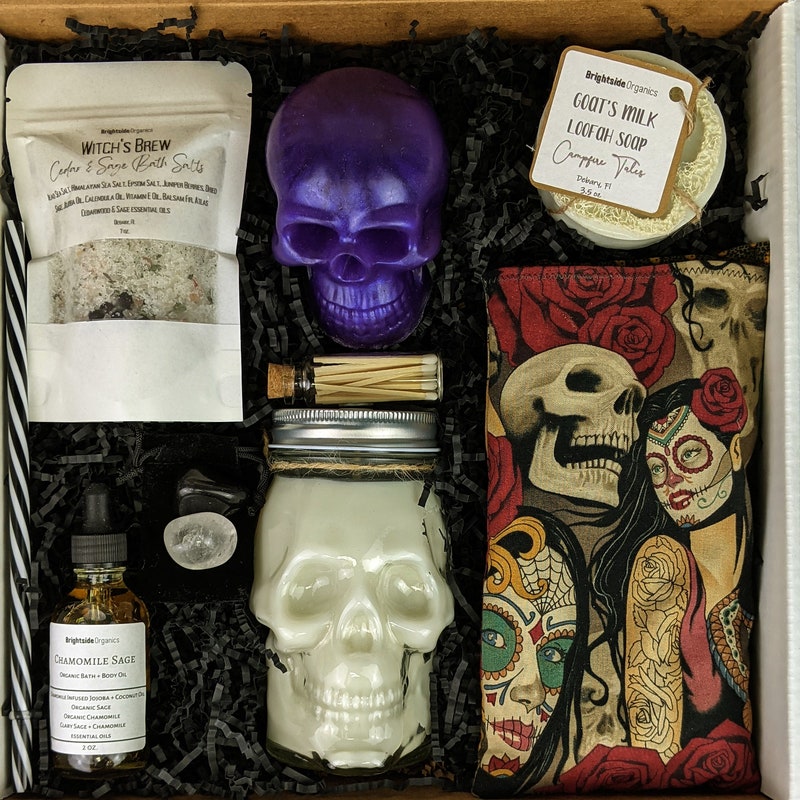 Gothic Gifts - 60+ Gift Ideas for 2025