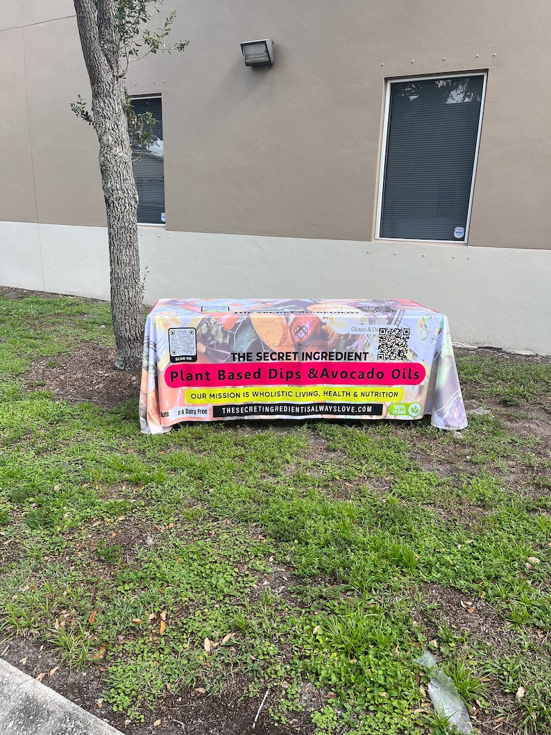 Custom Retractable Banner and Tablecloth, 2 Products, Event Starter ...
