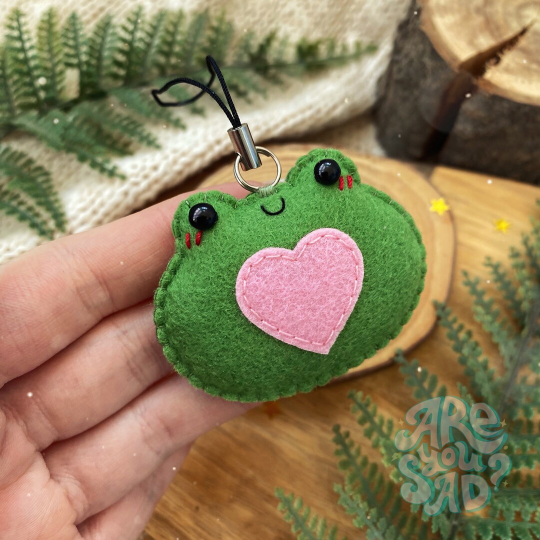Areusad Lover Frog Handmade Keychain, Keyring - Etsy